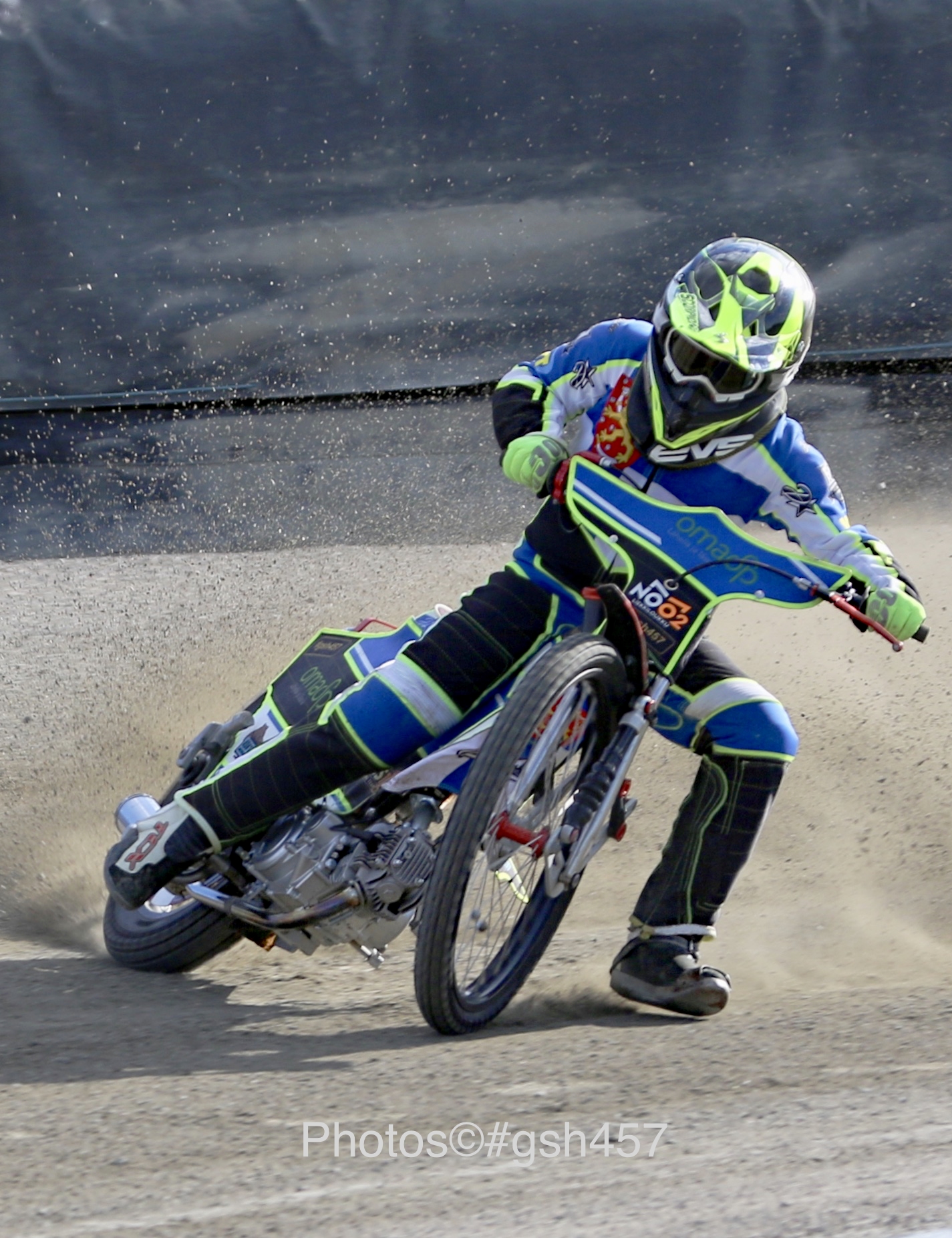 Suomalainen Otto Raak Speedway 125cc Eestin mestariksi | OhoTV Suomi